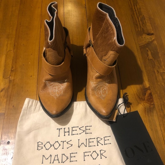 One Teaspoon | Shoes | One Teaspoon Low Cut Cowboy Boot Tan Leather ...